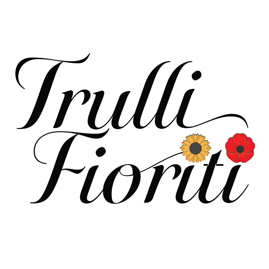 Trulli Fioriti in Locorotondo, Puglia - Trulli Fioriti